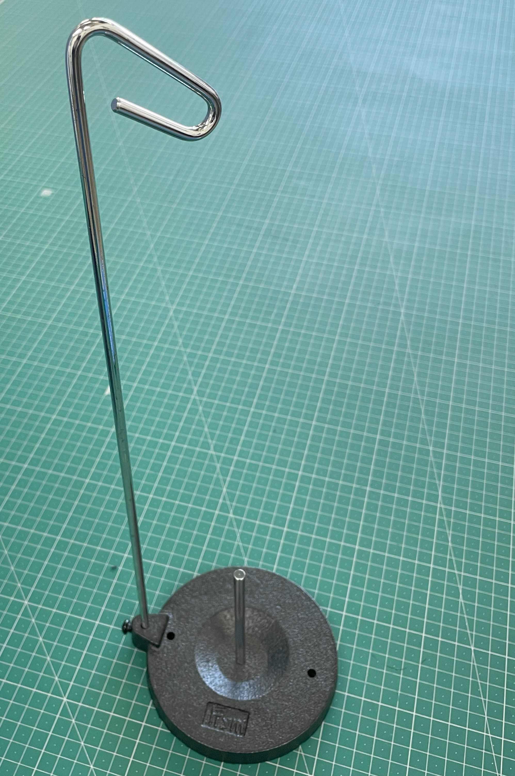 Cone and Spool Stand – Weft And Warp